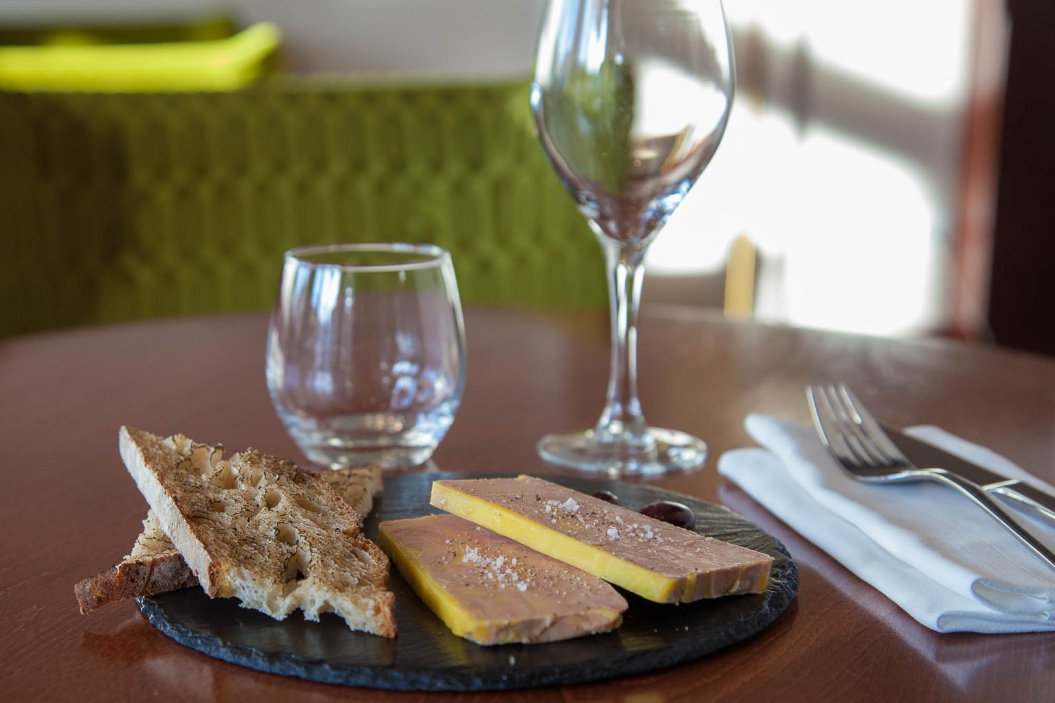 Studio 16 | Brasserie, Restaurant Place du Martroi | Orléans